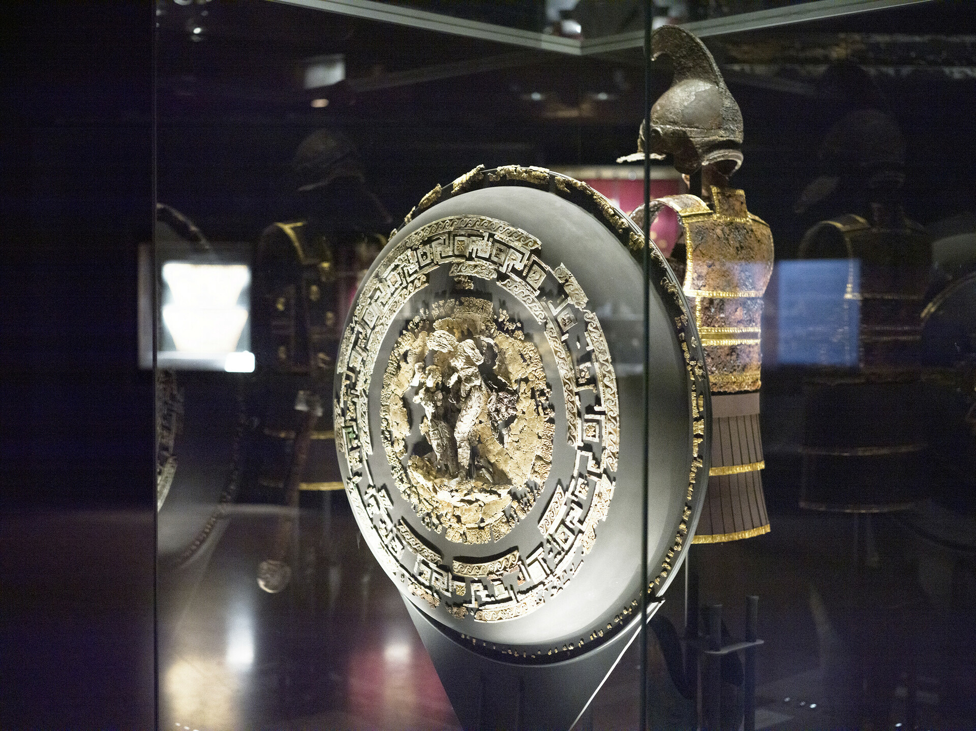 Στους βασιλικούς τάφους της Βεργίνας | LiFO